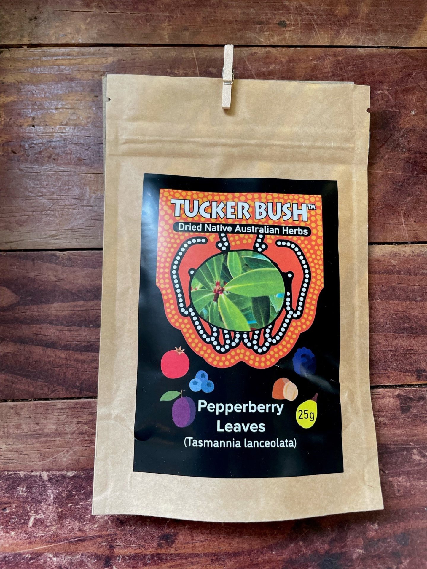 Dried Native Australian Herb - Pepperberry Leaves - Guildford Garden Centre